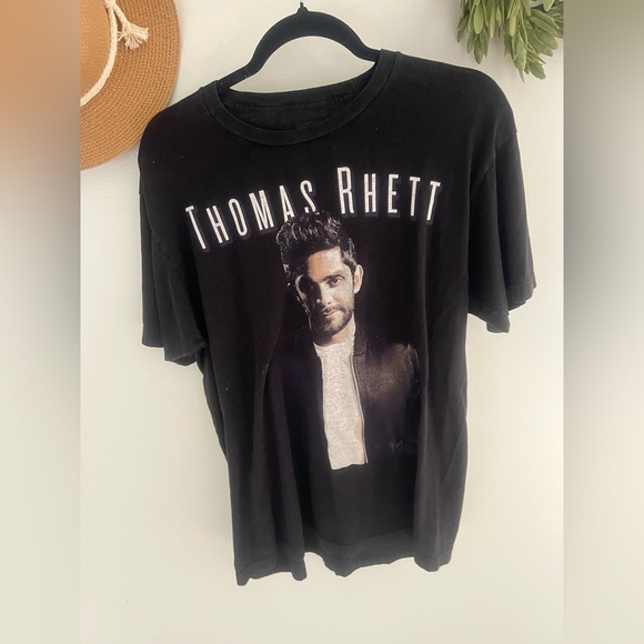 thimas rhett | Tops | 232 Large Thomas Rhett Shirt Has Some Spots Of ...